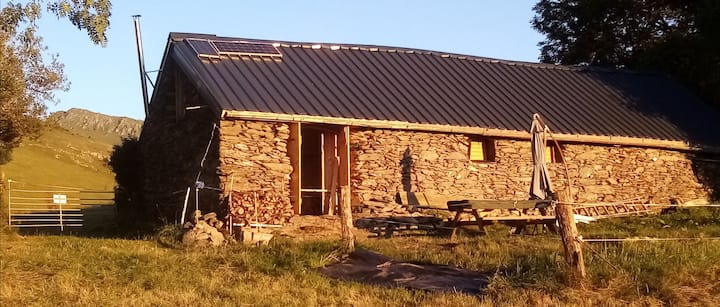 Grange Isolée En Montagne - Gourette