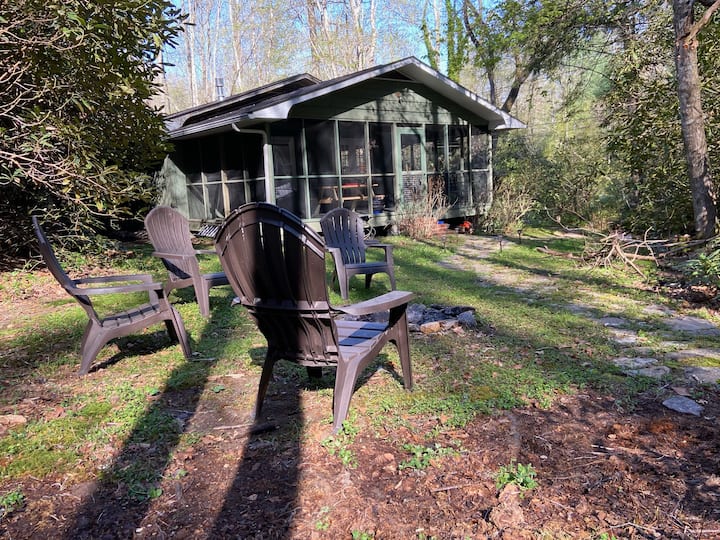 Creekside Retreat - Bike Pisgah & Dupont Trails - Brevard, NC