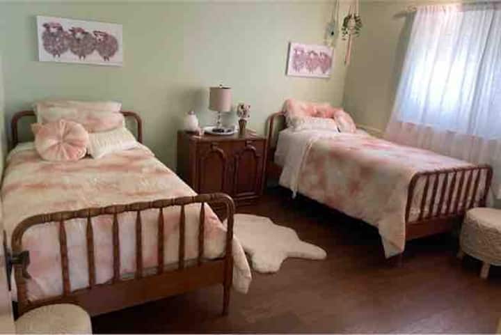 Summer Spa Haven - Waxahachie, TX