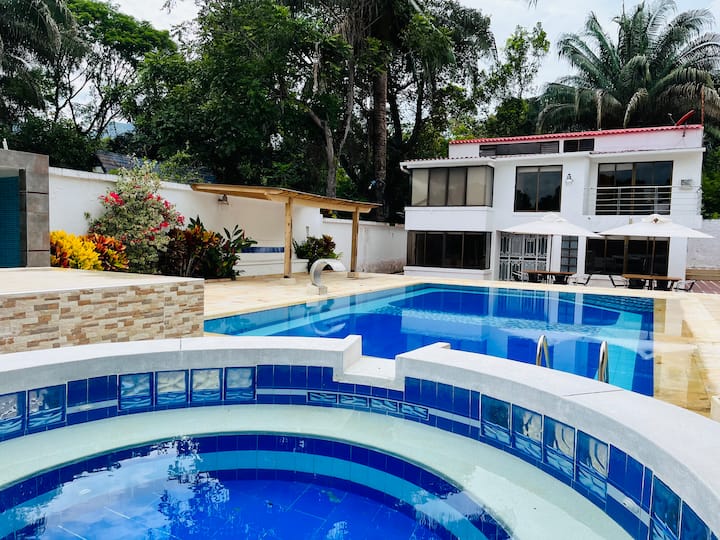 Hermosa Casa De Verano / Piscina Privada - Melgar. - Melgar