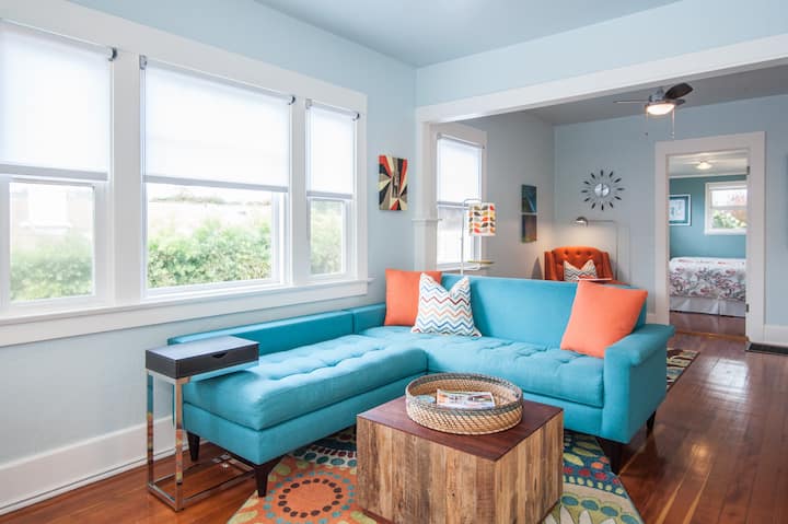 Ocean Beach Garden Cottage - Cozy Coastal Retreat - Coronado, CA
