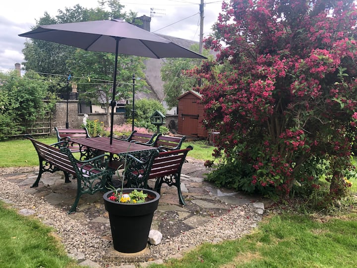 Honeybrook Cottage, Home From Home! 🌺 - Comrie