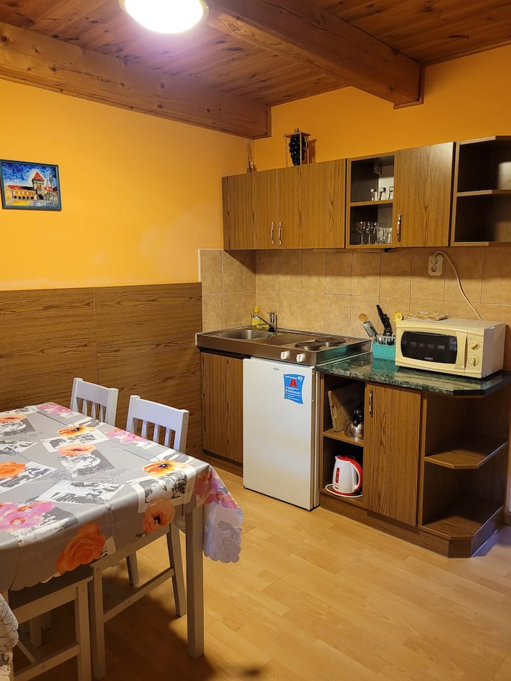 5 Apartman 3 Fő Részére. - Kőszeg