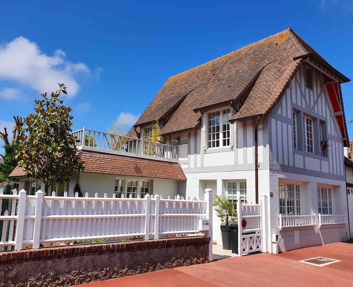 Belle Maison Au Coeur De Deauville - Deauville