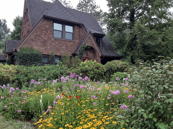 Charming Home In Woodland - Mansfield, OH