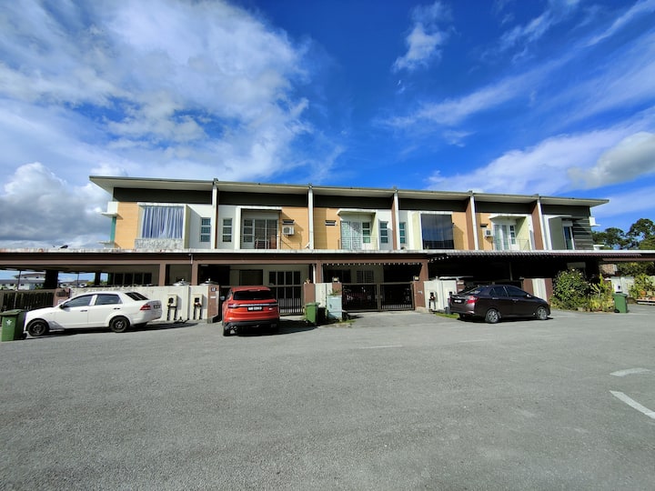 Mutiara Kuching Guesthouse Double Storey House - 古晉