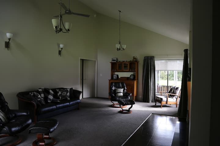 Waiuku Bed & Breakfast - King Bed. - Waiuku