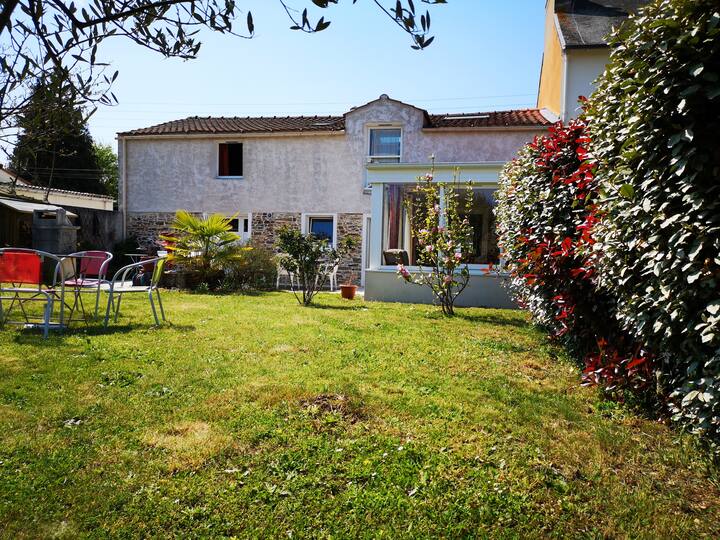 Maison Chaleureuse - Planète Sauvage