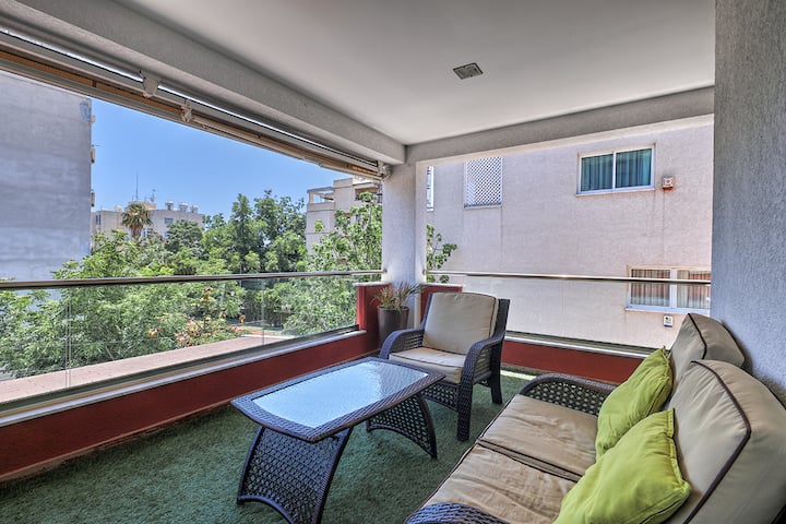 Modern 3-bedroom Flat Near Dassoudi Beach - Limasol