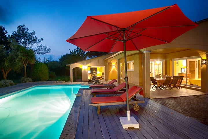 Villa Avec Piscine Sur Le Golf D'arcachon - ibis Arcachon la Teste de Buch