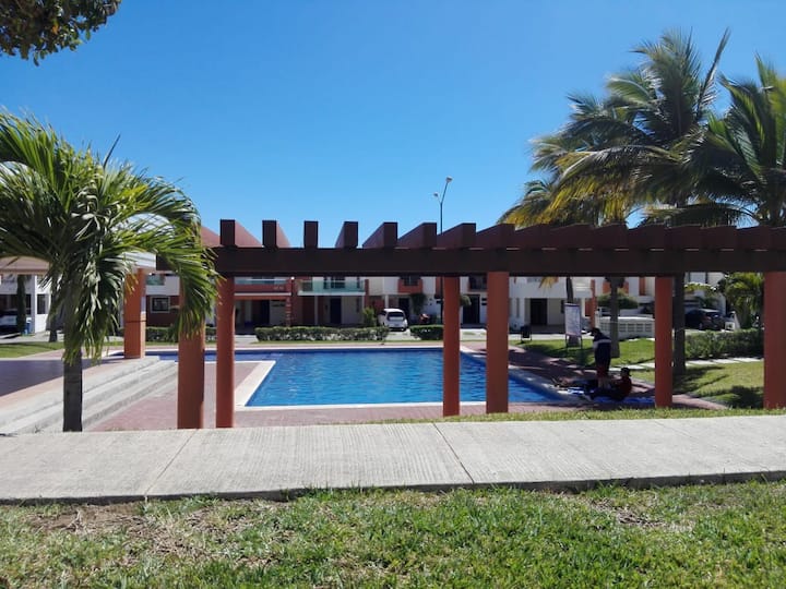 Súper Oferta Casa En Privada C/alberca. Seguridad - México