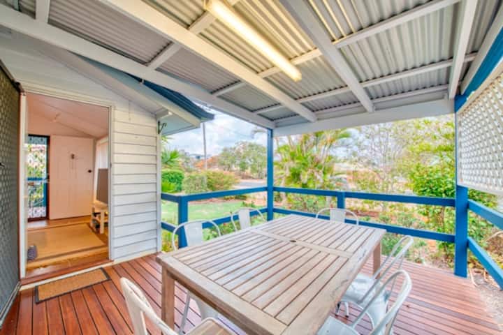 Sandy Feet Cottage - Burnett Heads