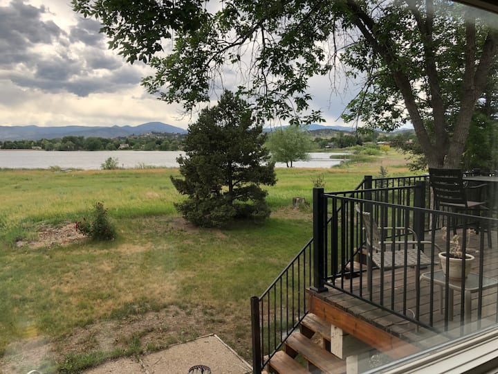 Scenic Retreat With Mountain Views Across Lake. - Loveland, CO