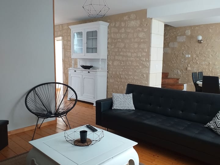 Grande Location Curistes Et Vacanciers - Jonzac