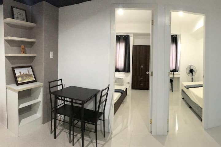 Minimalist Condo Near Abs-cbn & Gma (El Jardin) - Manila