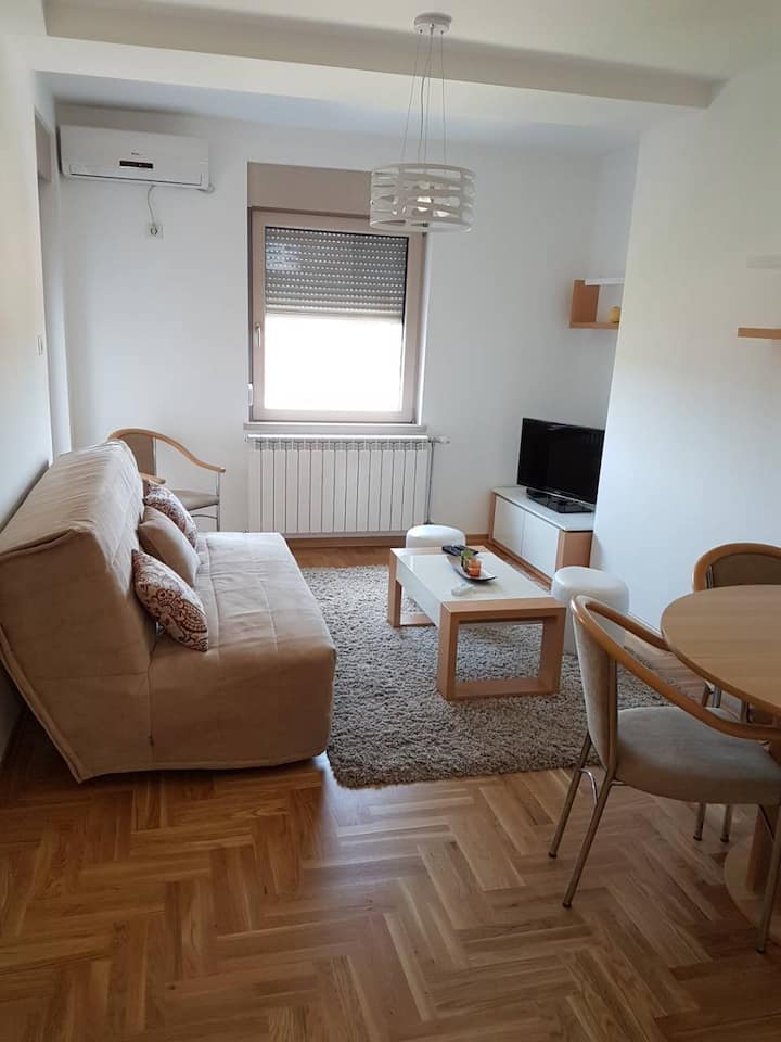 Bulevar, New Apartment With An Underground Garage - Čačak