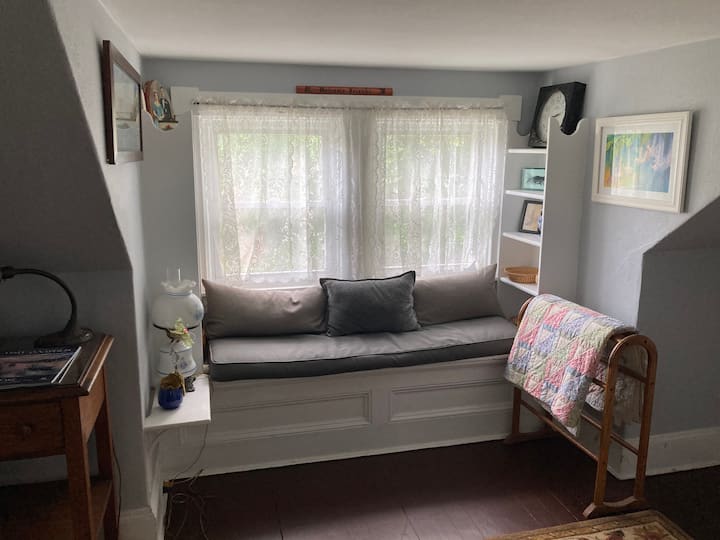 Annapolis Attic Suite - Annapolis, MD