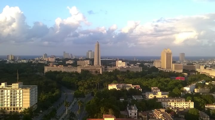 La Habana En El Cielo - Cuba