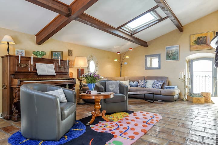 5 Bedroom Townhouse With Large Sunny Terrace - Pézenas