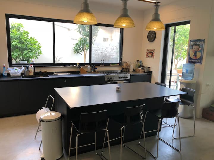Olive Orchard, Brand New High End Private Villa - Tel Aviv-Yafo