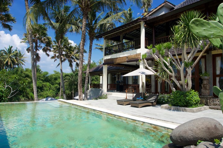 🌴Unwind At Peaceful Ocean And River View Villa 🌴 - Sanur