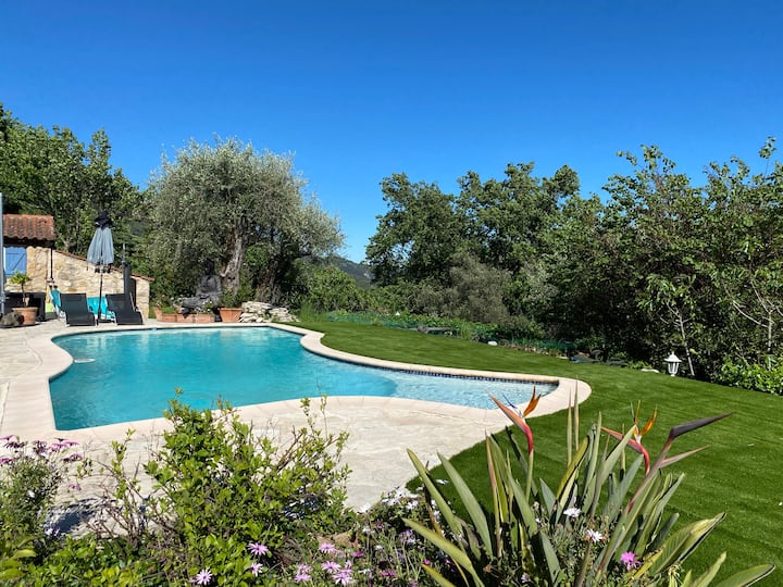 Chambre D'hôtes (Grand Lit Ou 2 Lits) Au Mas Giro - Tourrettes-sur-Loup