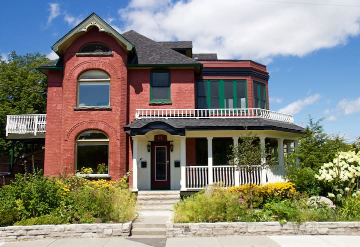 Superb Location. Bright & Cozy. 31 Day Minimum. - Gatineau