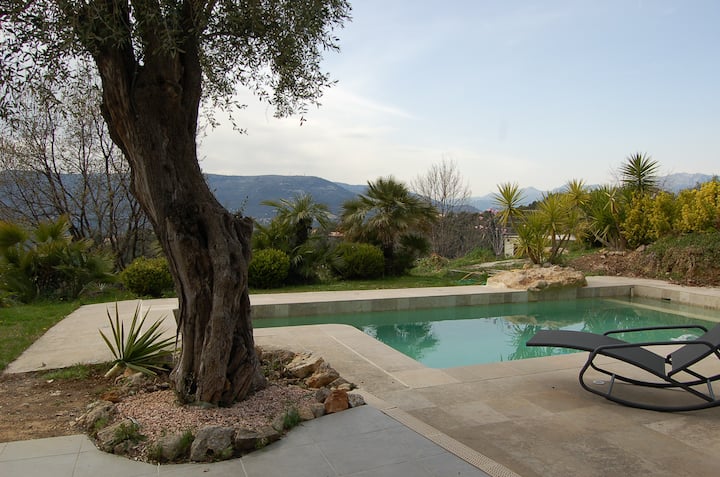 Agréable Loft De 4 Pers à Aspremont (06) - Carros