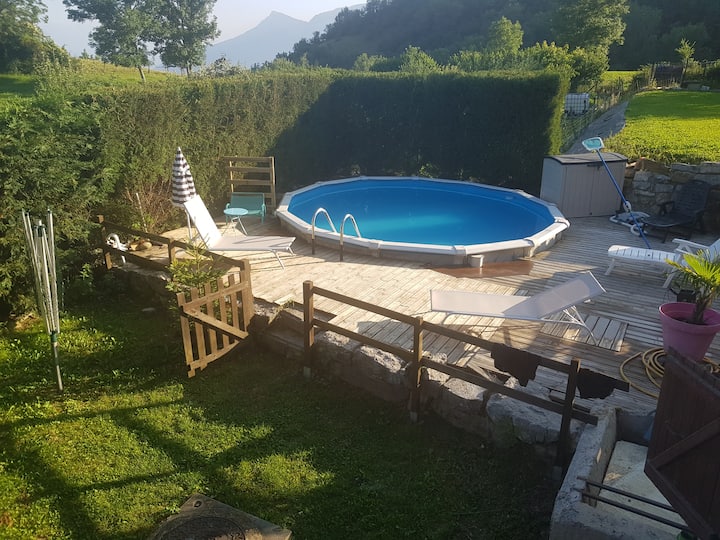 Maison 4/6 Personnes, Au Calme De La Campagne. - Chambéry