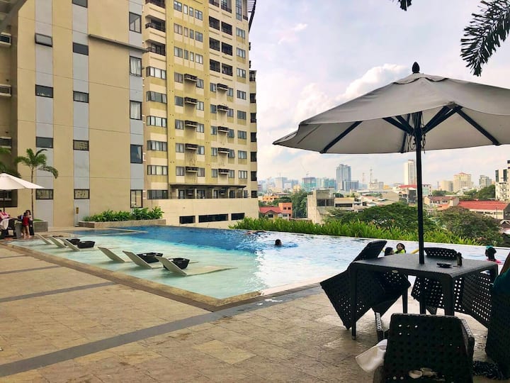 Mj Persimmon Studio: Self Check-in |Close To Malls - Cebu City