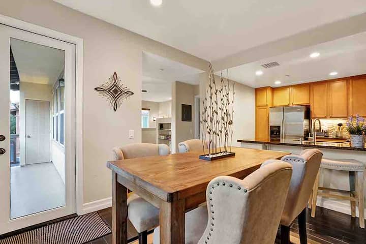 Luxury Townhome 10 Mins Fm Downtown Laguna Beach - Irvine, CA