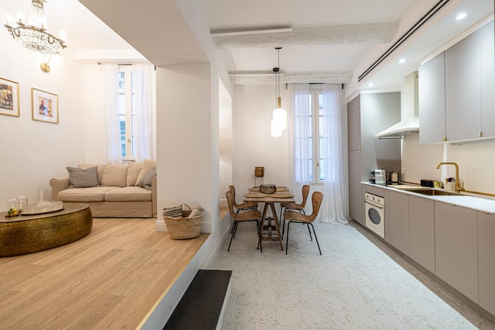 Chez Collette - Luxury Apartment In The Old Nice - Nice
