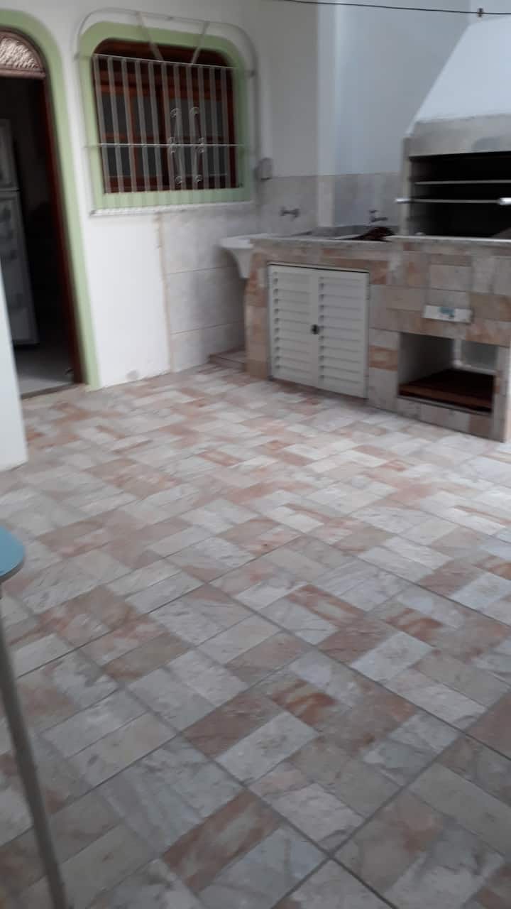 Quarto, Sala, Cozinha, Banheiro, Garagem, P/1casal - Porto Belo