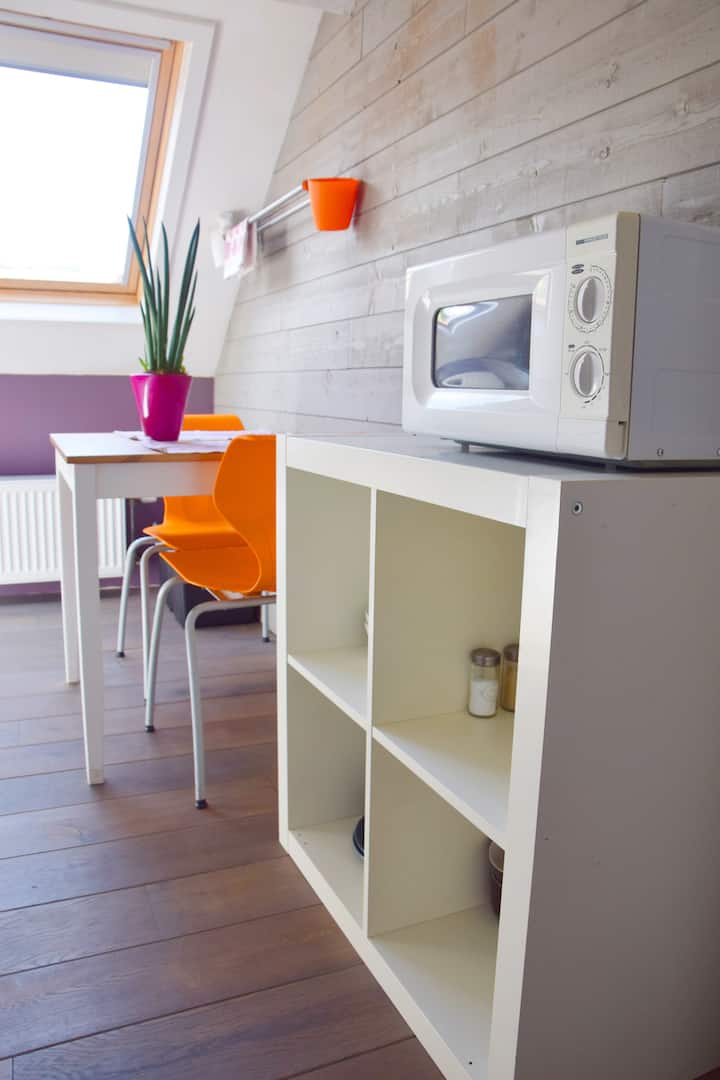 Charming Studio In Antwerp - Amberes, Bélgica