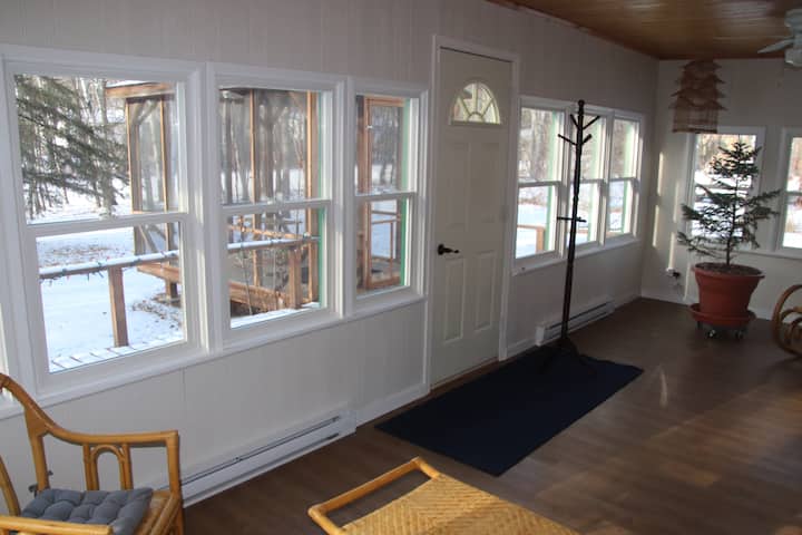 Year-round Getaway Near The Lake. - Manitoba