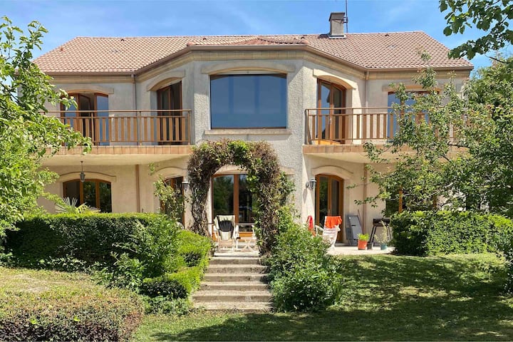 Maison Familiale Pour 8 Adultes Et 8 Enfants ! - Reims