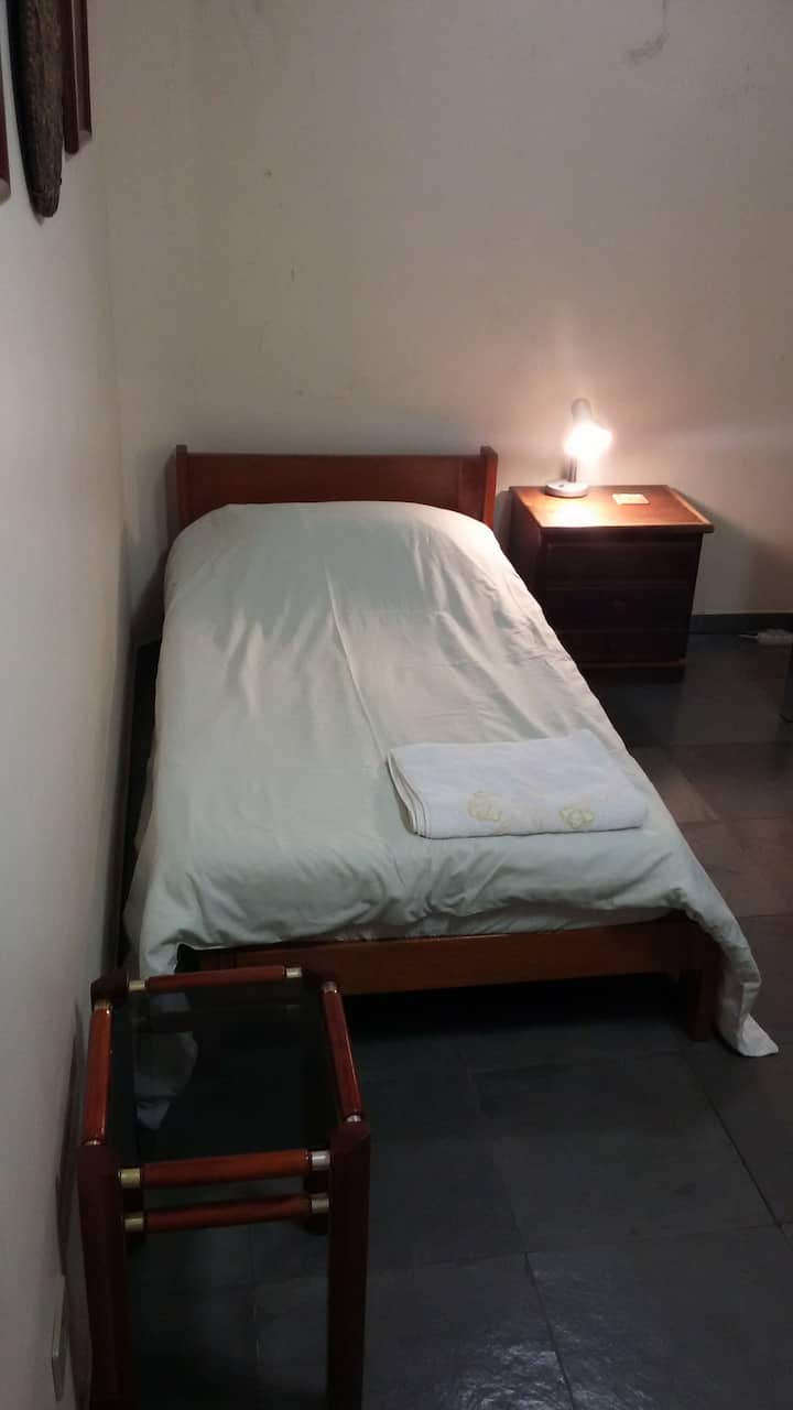 Quarto Em Sp Perto Do Aeroporto De Congonhas - São Paulo