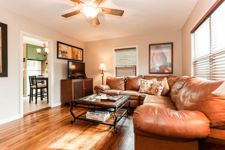 Hill House In Wonderful Bouldin! - Austin, TX