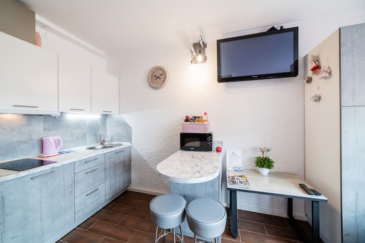 (2) Найкраще розташування! Нова Smart-квартира! - Uzhhorod