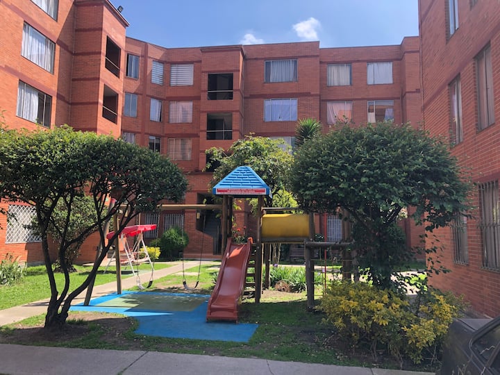 Apt Entero 5 Min De Aeropuerto Servicios Incluidos - Bogotá