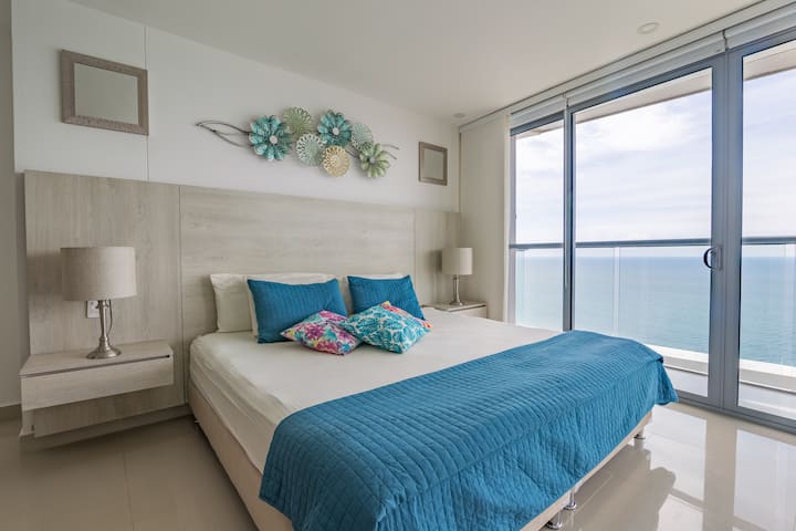 Beachfront Luxury Condo In 29th Floor -Morros City - Cartagena, Colombia
