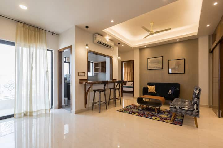 Handmade Homes Golpark:2 Bedroom Midcentury Modern - Calcutta