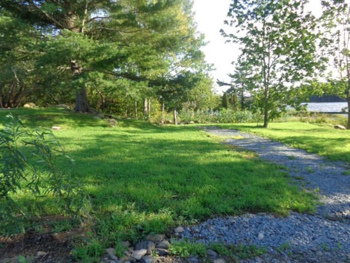 Hilltop Lakeside Campsite - Lunenburg