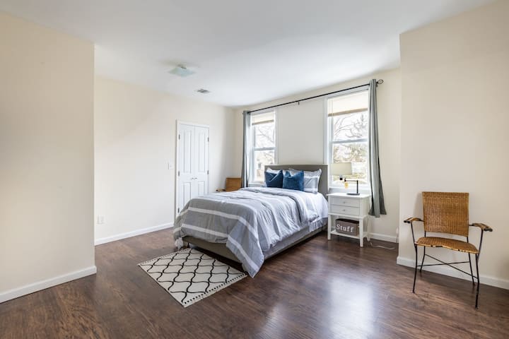 Entire Private Cozy Apt Ewr, Penn Station 15mins - Newark
