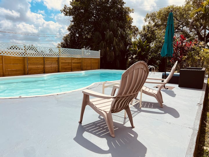 The City Cottage - Fort Myers, FL