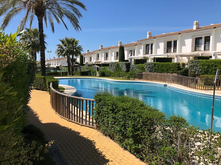 Chalet En Urbanización Privada.
El Rompido - El Rompido