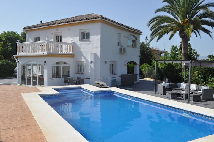 Casa Santana Detached Private Villa - Coín