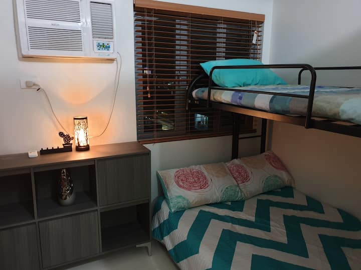 1 Br Condo Near Sm North Edsa - Quezon City