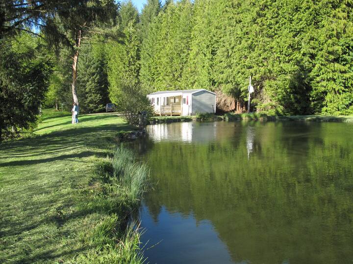 Mobile-home Des Gillots, éTangs De Pêche, Barque. - Lac des Settons