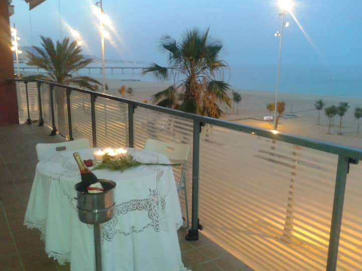 Première Ligne De Plage Barcelone - Badalona